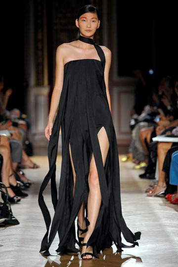 Emma Xie / Xie Feiyuan | Page 17 | the Fashion Spot